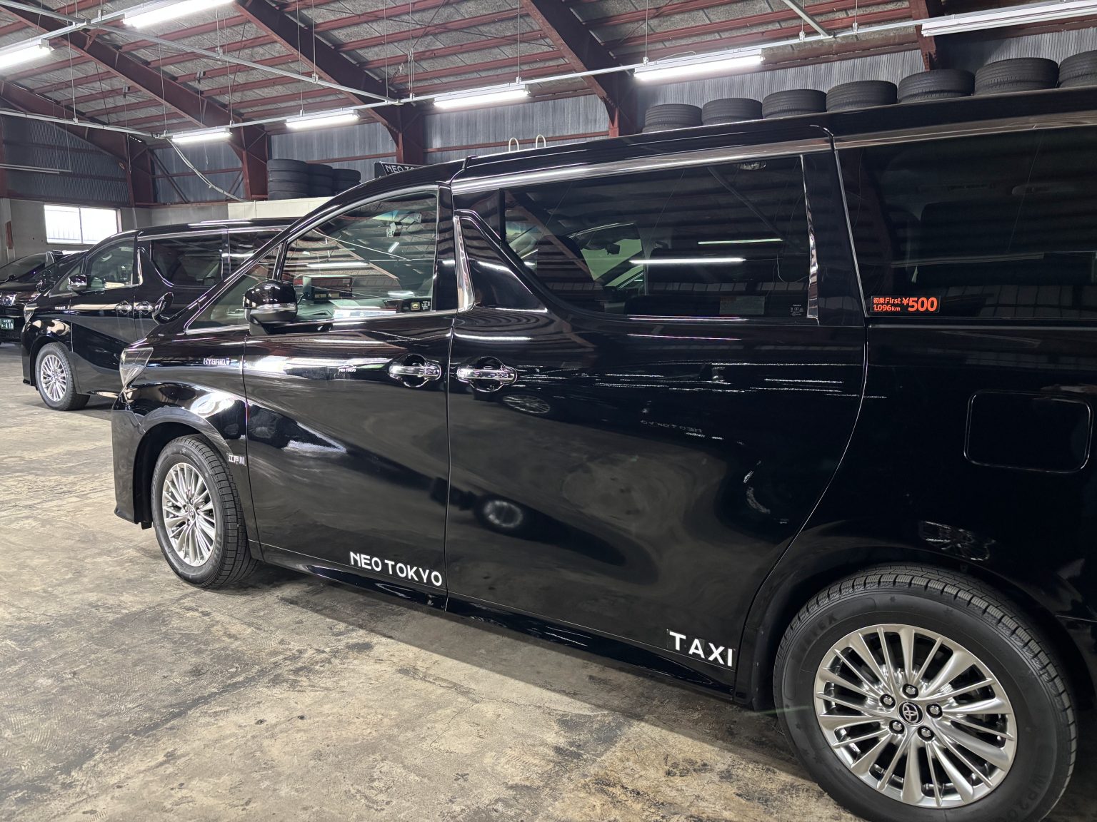 Minivan Taxi | 株式会社NEO TOKYO